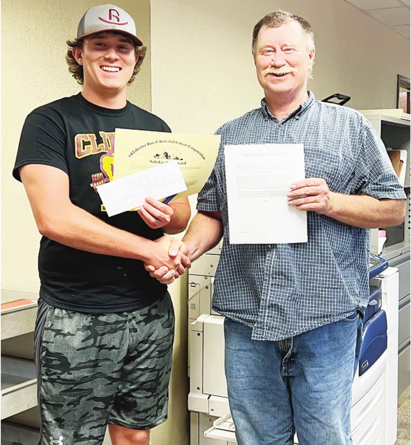 Local student awarded | Clinton Daily News