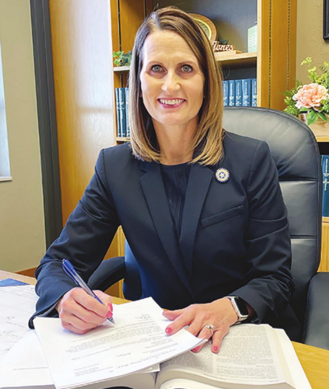 Custer Co. leaders in justice: Special Judge Stephanie Jones | Clinton ...