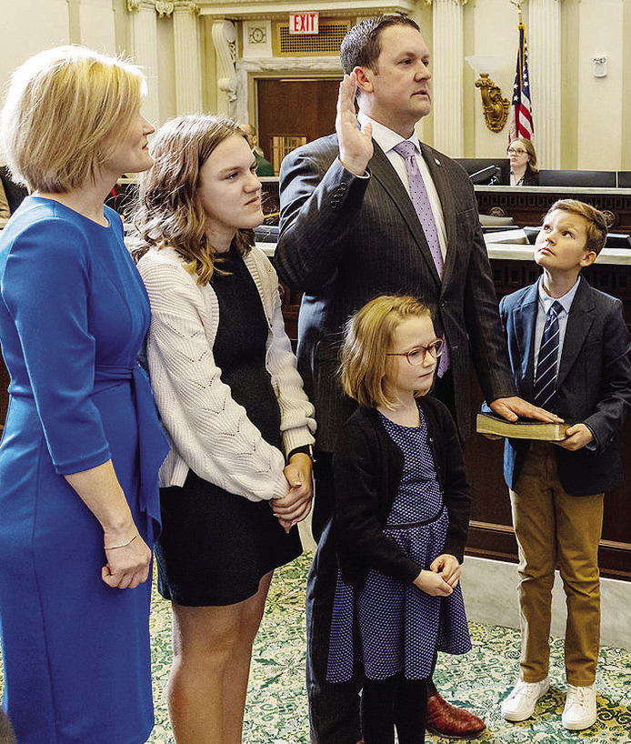 Anthony Moore sworn in as Speaker Pro Tempore | Clinton Daily News