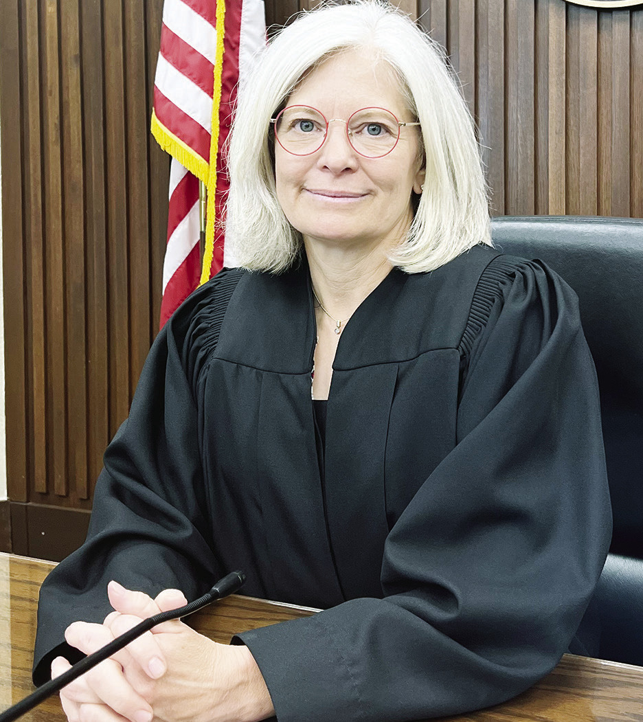 Judge Weedon to retire from bench in November | Clinton Daily News